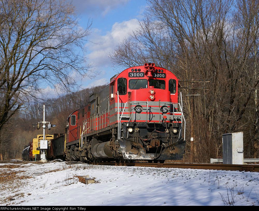 PT-98 cruising south at the River Road Crossing